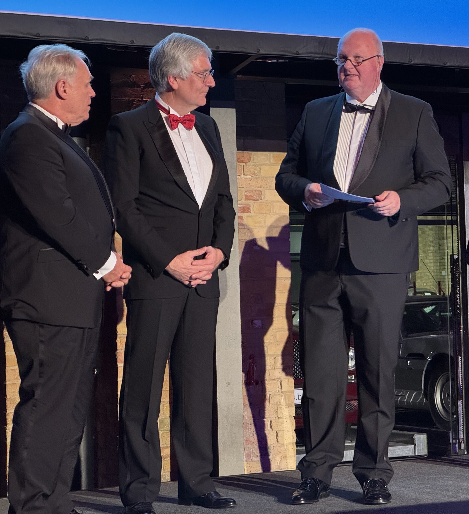 Prof. Grifka erhält Ehrenmitgliedschaft für wegweisende Leistungen in ...